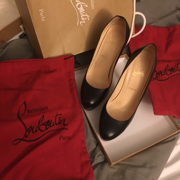 Christian Louboutin | Shoes | Red Bottom Pumps | Poshmark